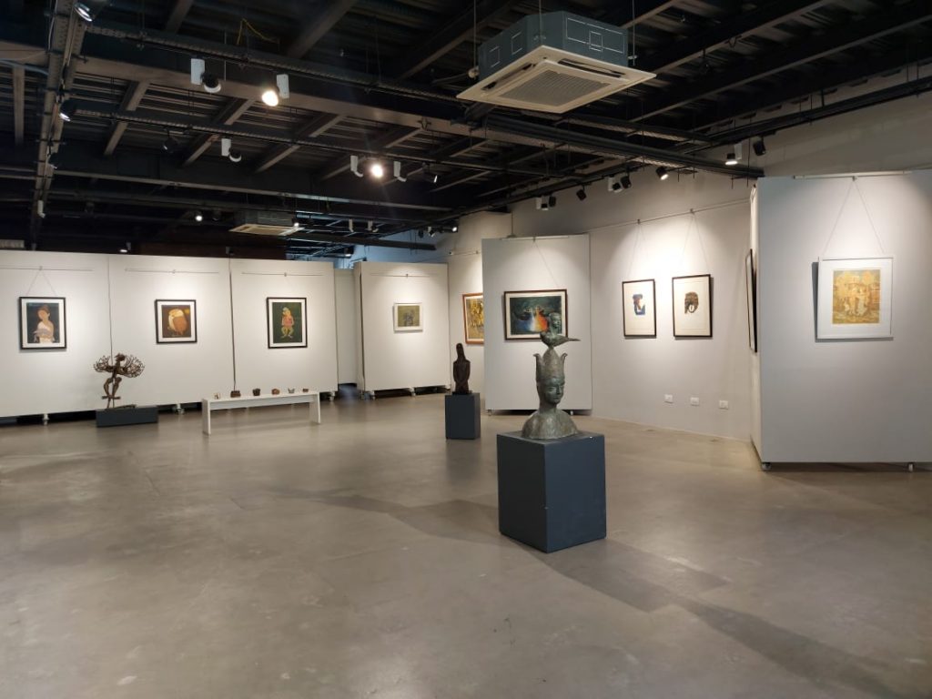 Gallery Time & Space
